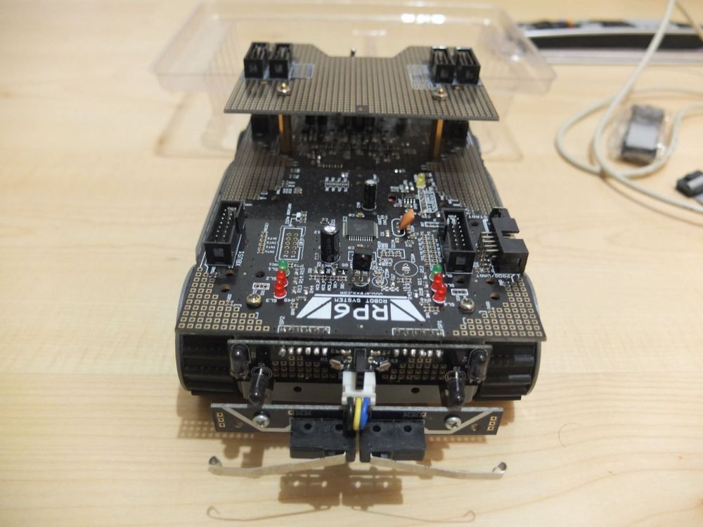 Arexx RP6 Roboter / Raupenfahrzeug (Gebraucht) in Tann für CHF 65 – mit ...