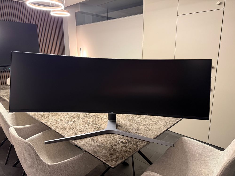 Samsung 49" PC Bildschirm (Gebraucht) in ZÜRICH für CHF 372 – nur ...