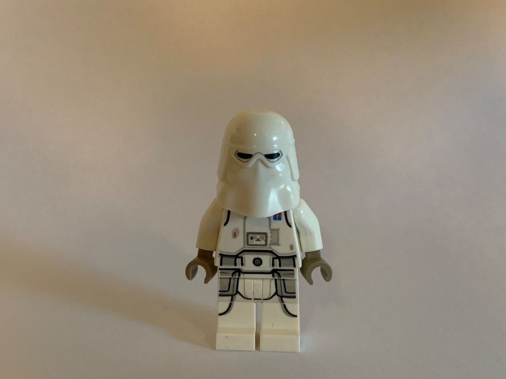 Lego Star Wars UCS Snowtrooper commander (Neu (gemäss Beschreibung)) in ...