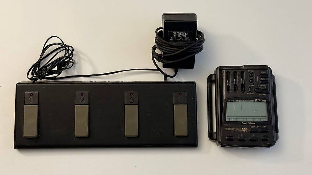 Effektgerät für Gitarre Zoom 9002 Pro Artist Edition (Gebraucht) in ...
