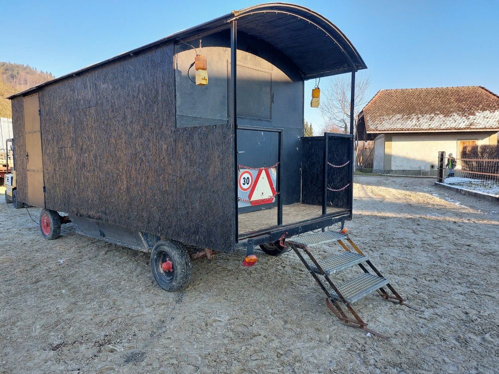 Bauwagen Mannschaftswagen Partywagen (Gebraucht) in Lützelflüh-Goldb ...