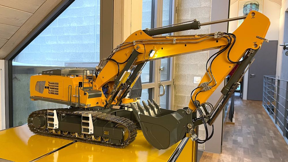 Bagger Liebherr 970 von Kabolite RC 1:13,5 | Kaufen auf Ricardo