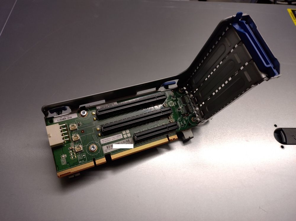 HP DL380 Gen9 Primary PCI Riser 719072-001 777281-001 (Gebraucht) in ...