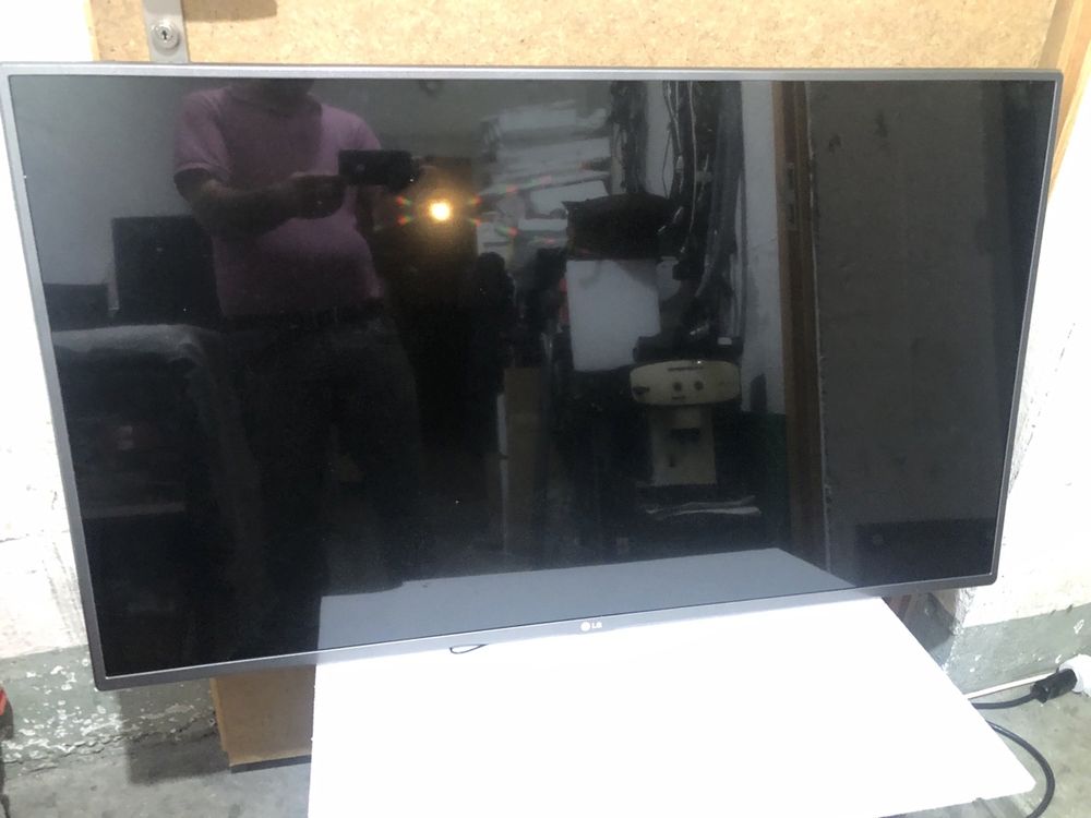 Monitor &TV Lg 47 zoll (Gebraucht) in Biel-Bienne für CHF 149 – nur ...