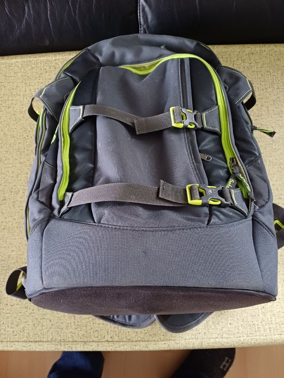 Satch Schulrucksack grau,wenig neongelb | Kaufen auf Ricardo