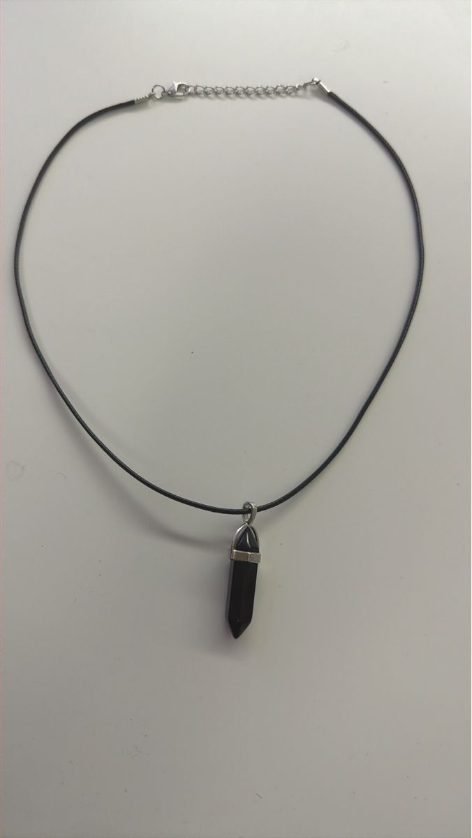 Elegante Obsidian Halskette mit Lederband - Neu (Neu (gemäss ...