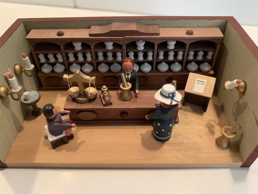 TANNTE EMMA LADEN L=10,8T=6H=4 cm Holz (Gebraucht) in Kerzers für CHF 13 – mit Lieferung auf ...