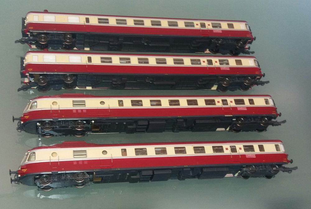 Roco 43033 - 4-teiliger Triebzug SNCF RGP TEE X2700 - HO (Gebraucht) in ...