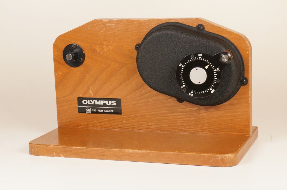 Olympus OM 250 Film Loader Filmladegerät Umspulgerät (Gebraucht) in ...