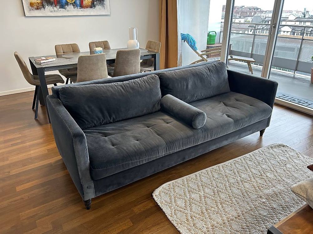 Canapé de "Maison du Monde" en velour noir 3 places (Gebraucht) in Lausanne für CHF 190 – nur ...