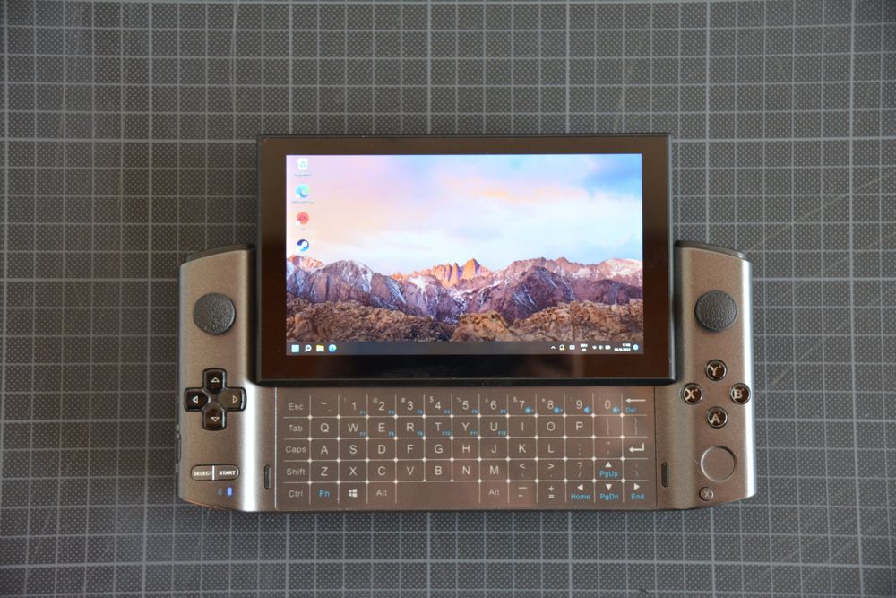 GPD WIN 3 AB 1 CHF! (Mini Gaming PC mit Windows 11) (Gebraucht) in Chur ...