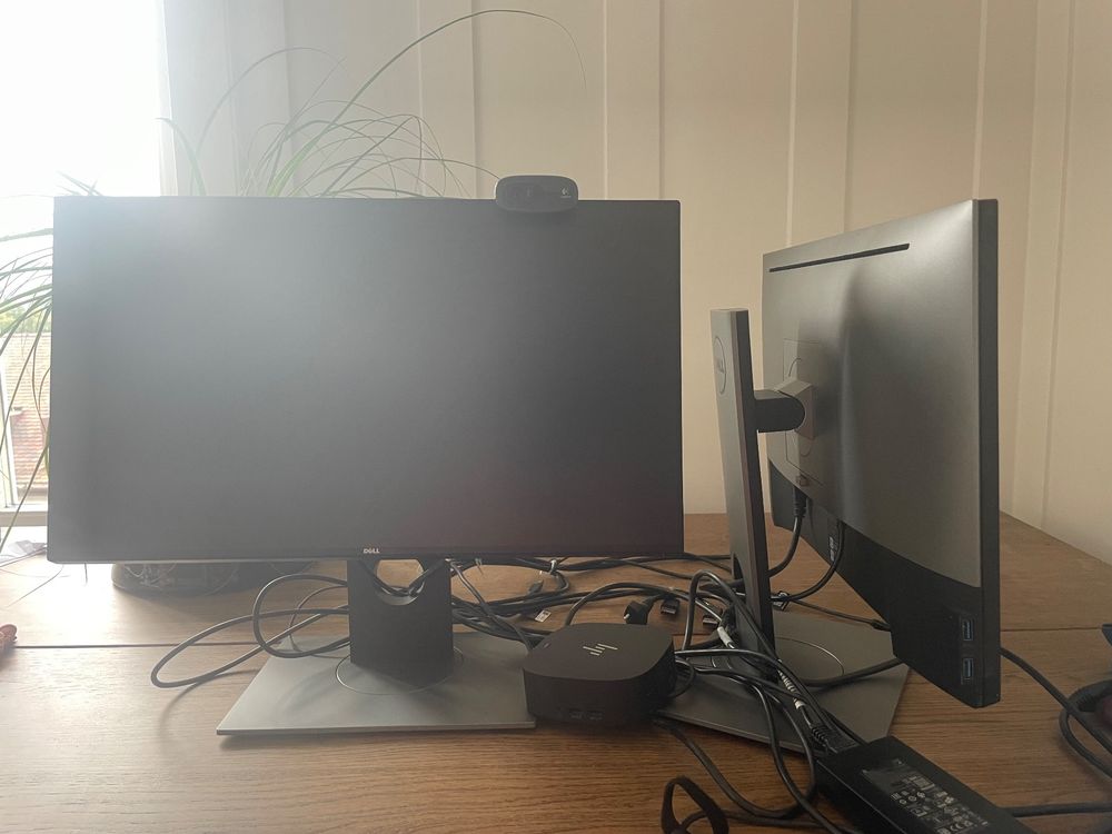 2 x Dell Monitors U2417H; Docking Station; Logitech Camera | Kaufen auf ...
