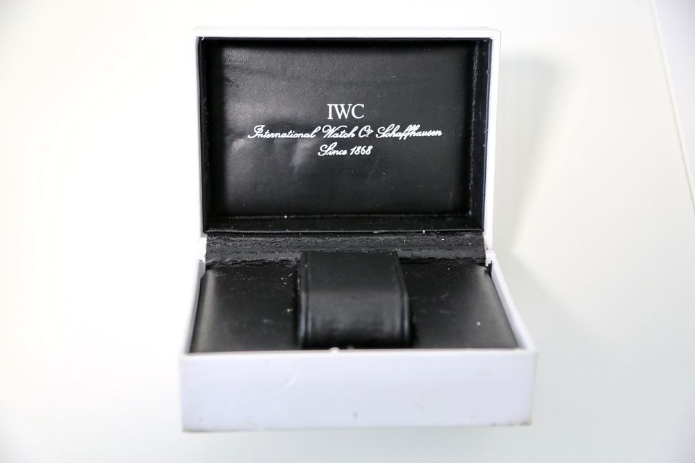 IWC Box (Gebraucht) in Reinach BL für CHF 66 – mit Lieferung auf ...