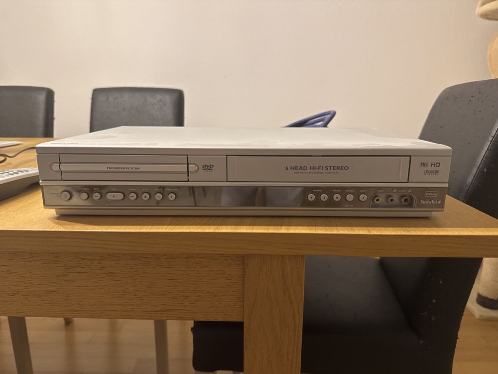 Philips DVD/VHS Player DVP3100V/19 (Gebraucht) in Perlen für CHF 199 ...