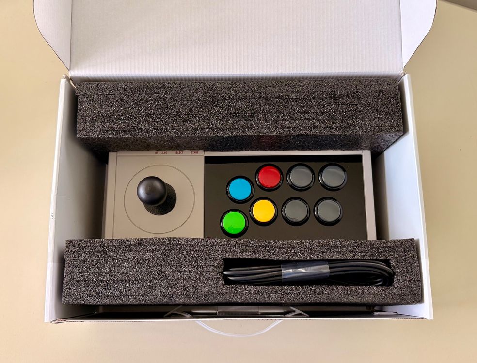 8BitDo Arcade Stick - SANWA Mod, Battop - Absolut Neuwertig! (Neu ...