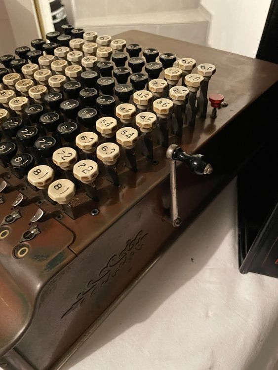 COMPTOMETER, alte mechansiche Rechenmaschine (Defekt) in Uzwil für CHF ...