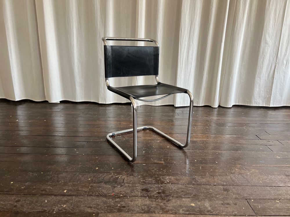 Vintage Lager-Sale: Freischwinger Leder schwarz | Kaufen auf Ricardo