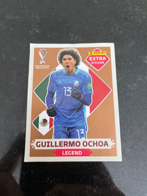 WM Qatar 2022 Extra Sticker - Guillermo Ochoa Bronze (Gebraucht) in ...