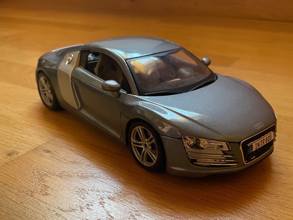 Superbe Audi R8 1/18 (Gebraucht) in Leytron für CHF 3 – mit Lieferung ...