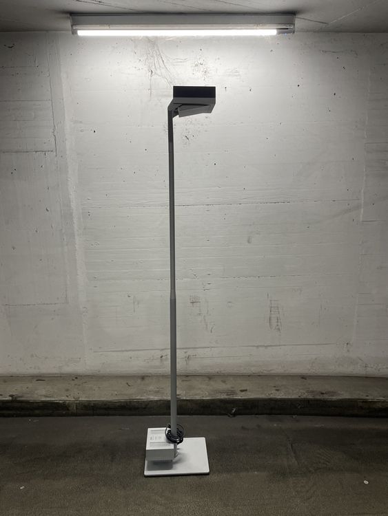 Designklassiker Stehlampe (Gebraucht) in Zürich für CHF 100 – nur Abholung auf Ricardo kaufen