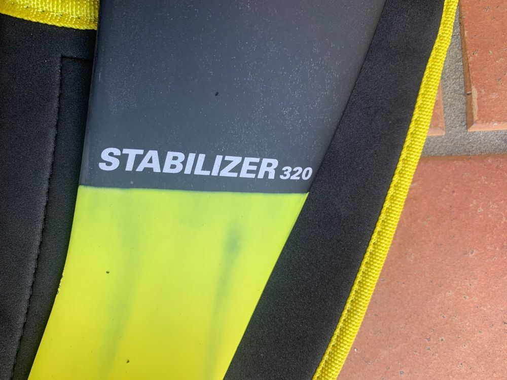 Windsurf Foil mit Powerbox Adapter (Naish) | Kaufen auf Ricardo