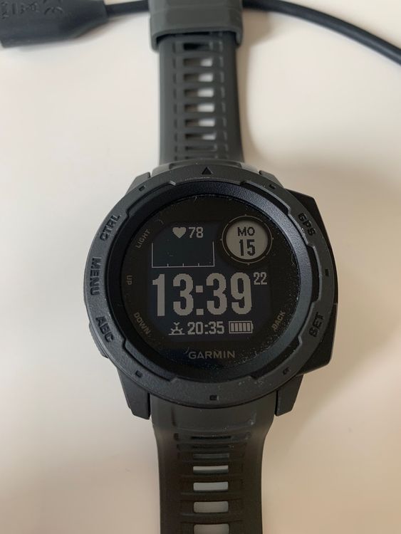 Garmin Instinct graphite, praktisch neu!!! (Gebraucht) in Biel/Bienne ...
