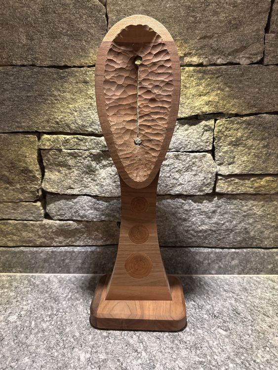 Holzskulptur Nussbaum handgemacht Unikat modern Deko Figur K (Neu und originalverpackt) in ...