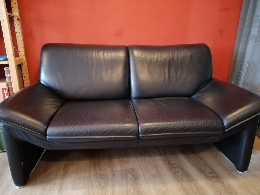 Schwarzes 2er Ledersofa | Kaufen auf Ricardo