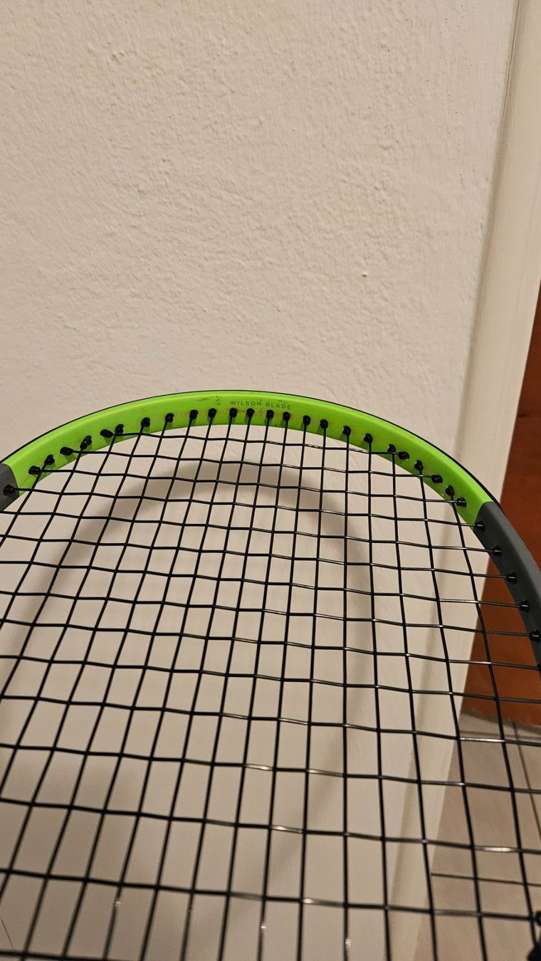 Raquette Wilson blade 98/ manche 3 /occasion 👌2 pour 160.- (D'occasion ...