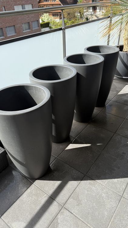 4 große Pflanzentöpfe (Elho, 70 cm Höhe) – Ideal für Balkon (Gebraucht ...
