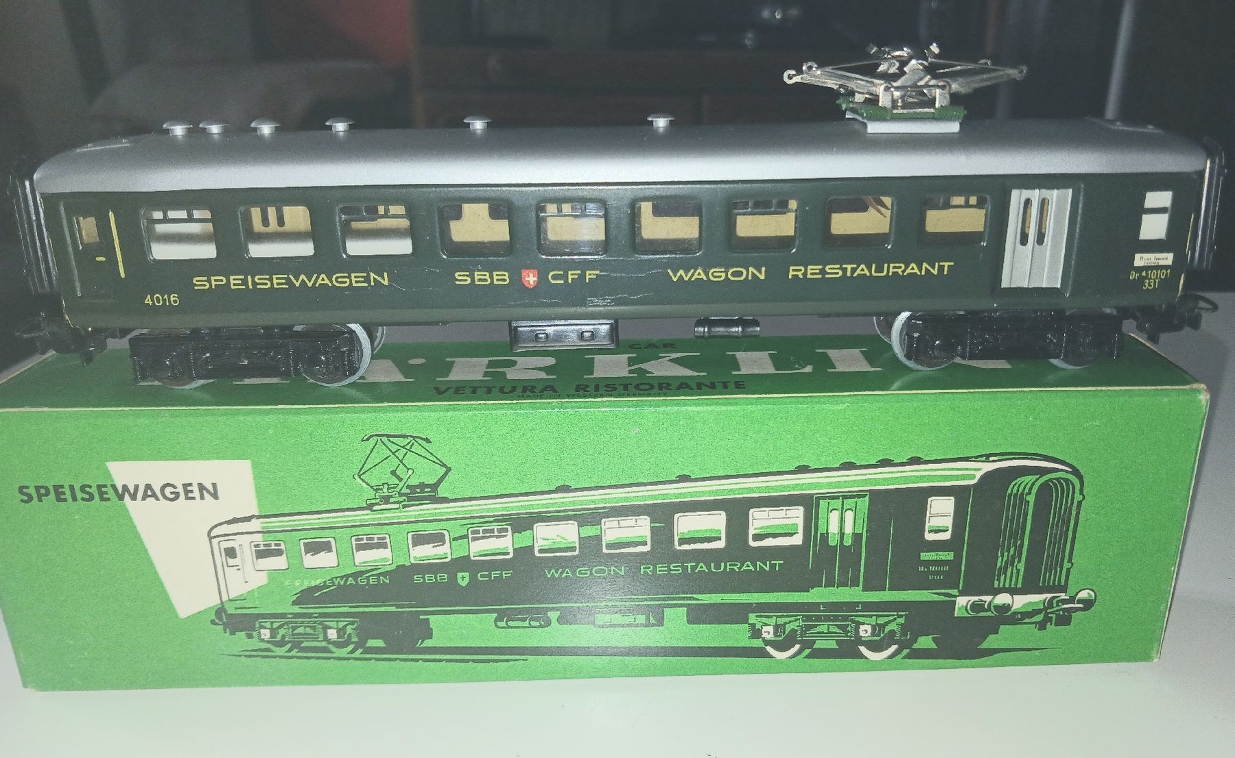 Märklin HO 4016 Voiture Restaurant CFF, Bonne état ! (D'occasion) à ...