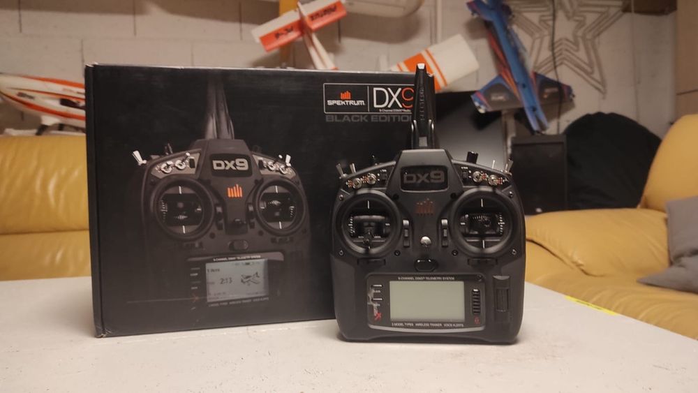 Radio Spektrum DX9 Black Edition neuve (Neuf (Voir description)) à ...