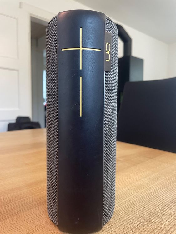 UE MEGA BOOM 2 (gebraucht, mit Ladekabel) (Gebraucht) in Aarau für CHF ...