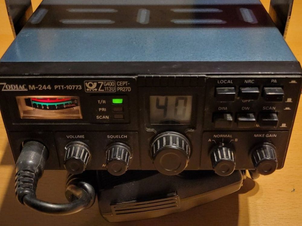 Zodiac M-244 / 40 Kanal - 4W FM (Gebraucht) in Sarnen für CHF 99 – mit Lieferung auf Ricardo kaufen