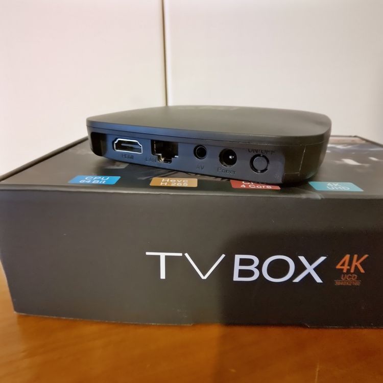 Android TV Box 4K neu (Neu (gemäss Beschreibung)) in Romanshorn für CHF ...