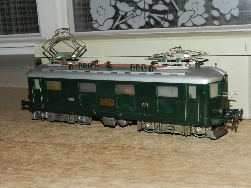 Hag Spur 0 WS Re 4/4 der SBB 1. Version, 2 Motoren (Gebraucht) in Jona für CHF 1703 – mit ...