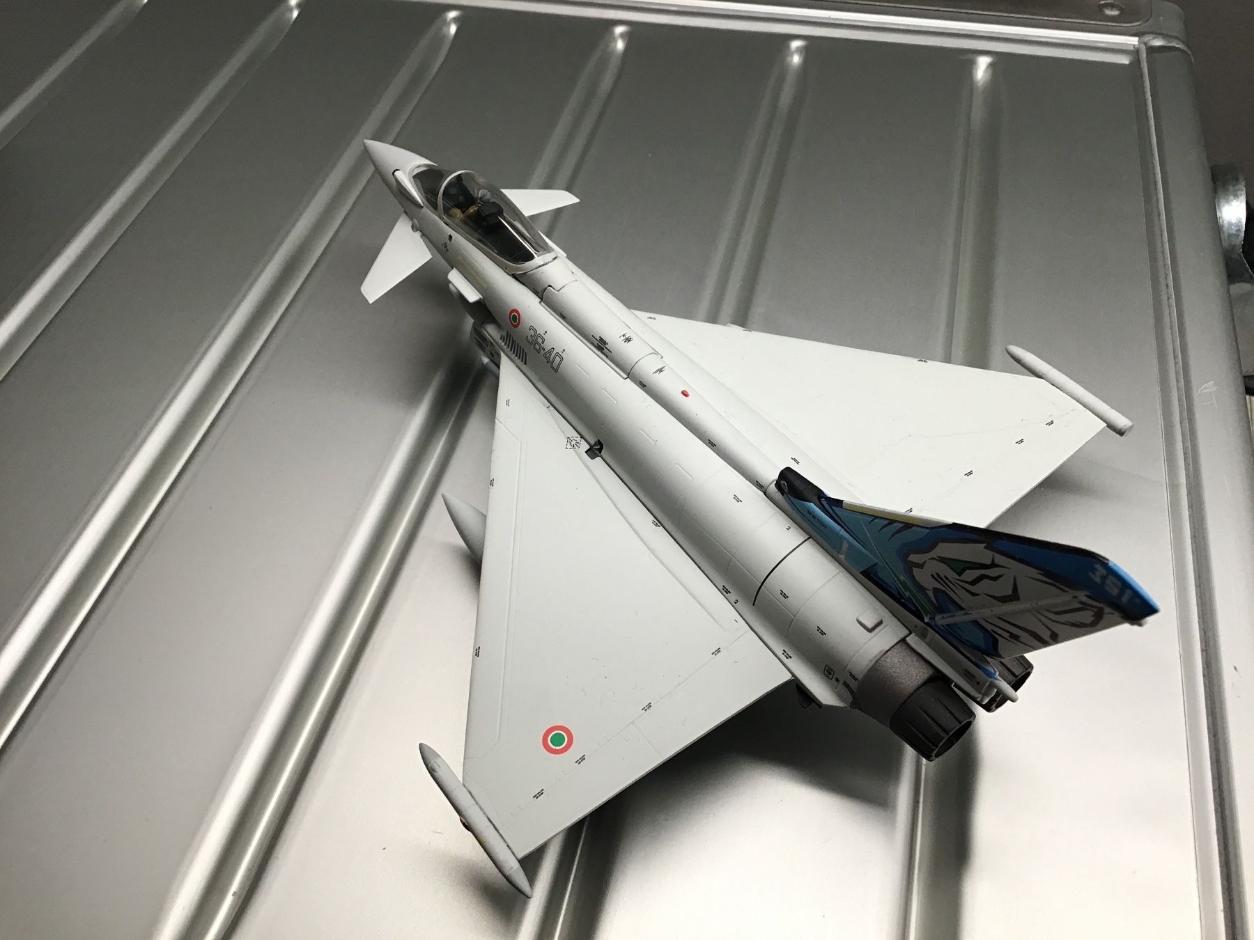 Typhoon Modellflugzeug 1:72, sehr detailliert, Metall (Gebraucht) in ...