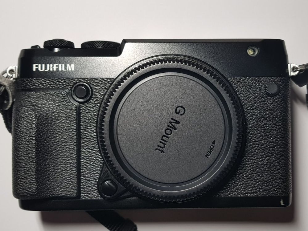 Fujifilm GFX 50r Body (Gebraucht) in Lanzenneunforn für CHF 1990 – mit ...