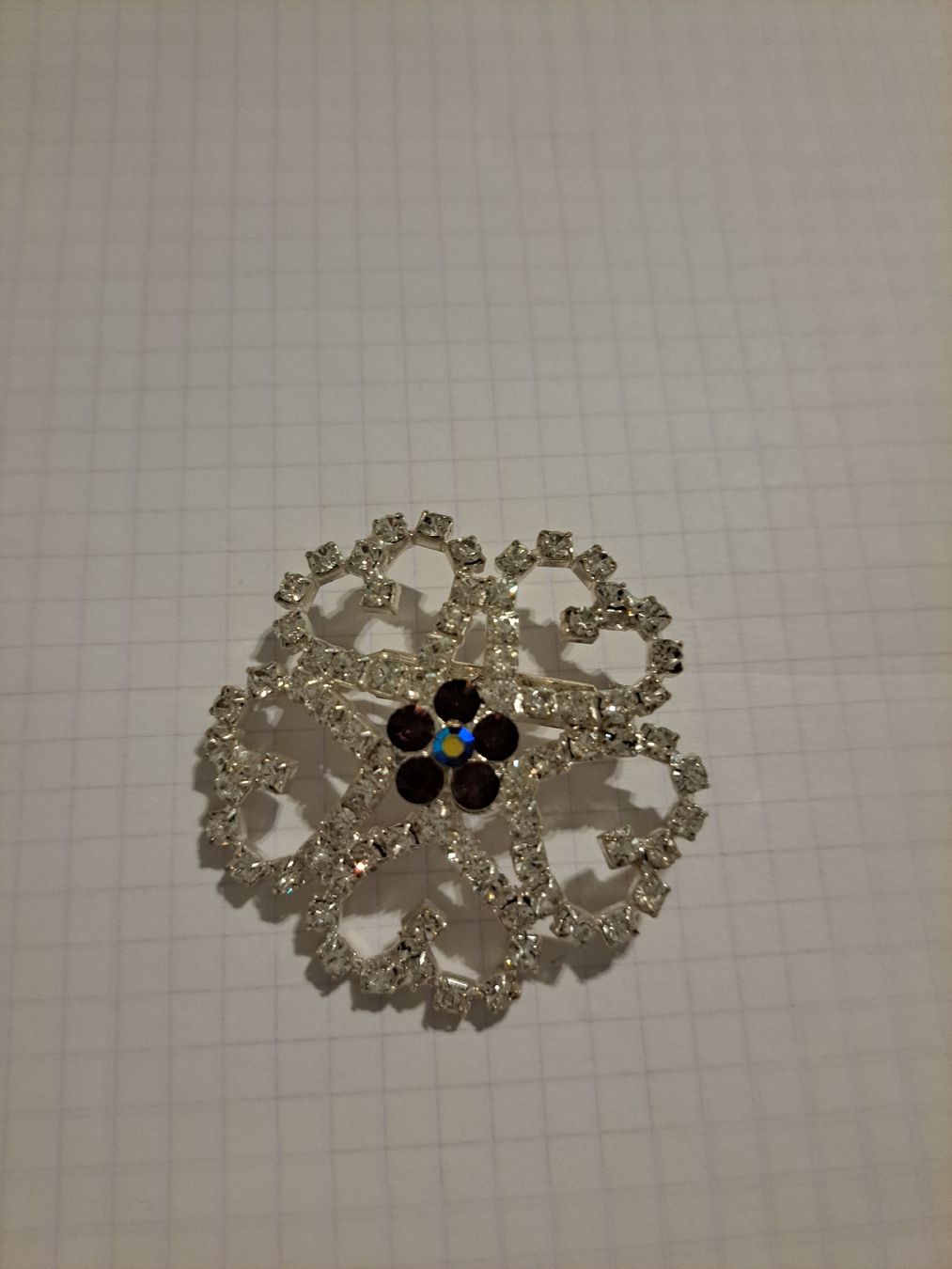 Broche vintage fleur strass - chic et élégante (Neuf (Voir description ...