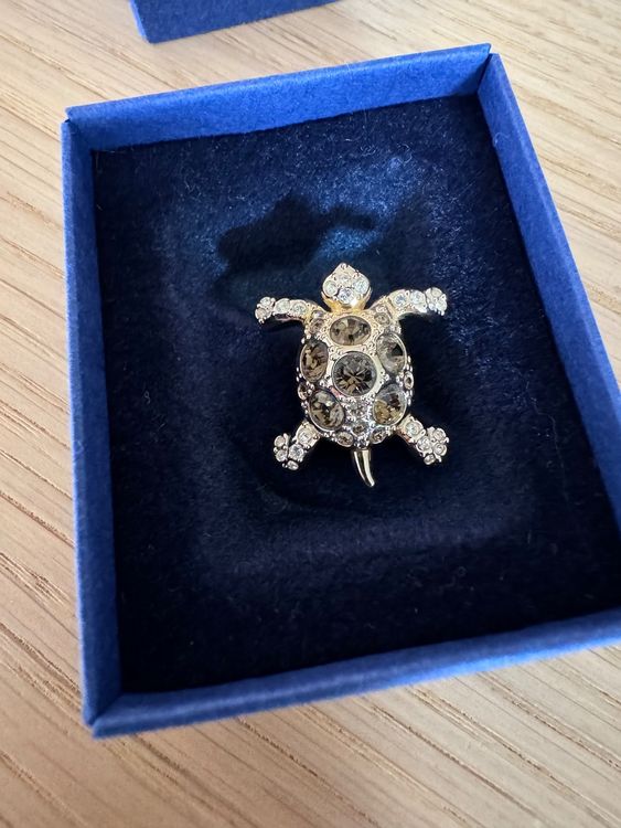 Swarovski Pin Schildkröte (Neu (gemäss Beschreibung)) in Hedingen für CHF 15 – mit Lieferung auf ...