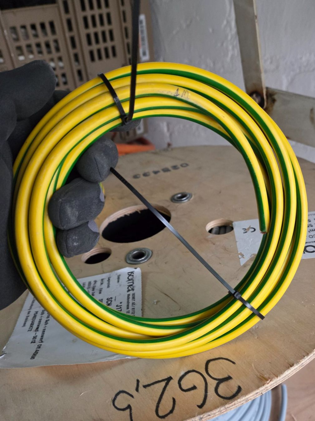 Kabel Einzelleiter 1x16mm2 PE Litze POT 1x16 T-Litze 4m (Neu (gemäss ...