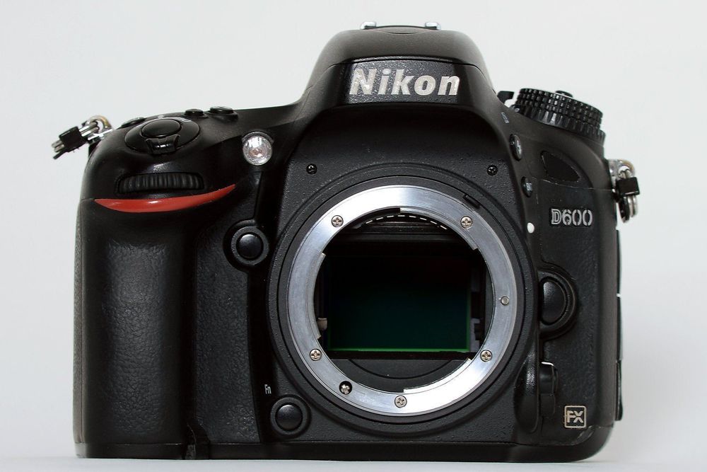 Nikon D600 | Kaufen auf Ricardo