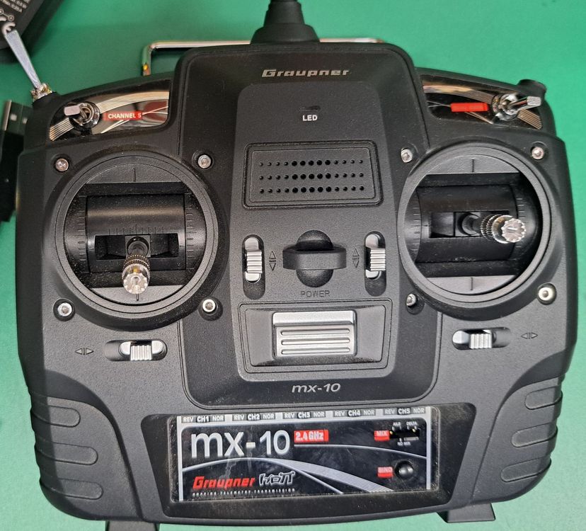 RC Graupner Hott MX-10 Fernsteuerung mit 2x GR12 (Gebraucht) in Berikon ...
