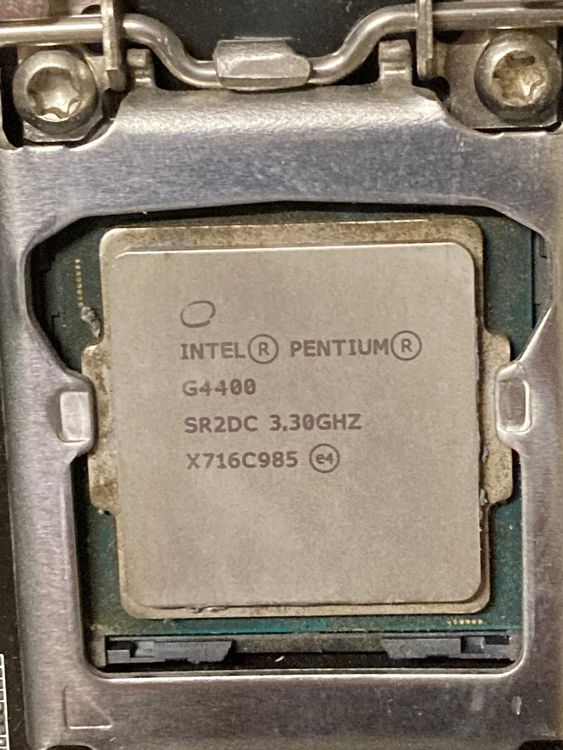 Gigabyte GA-H110-D3A mit Intel Pentium G4400 CPU (Gebraucht) in Wettingen für CHF 1 – mit ...