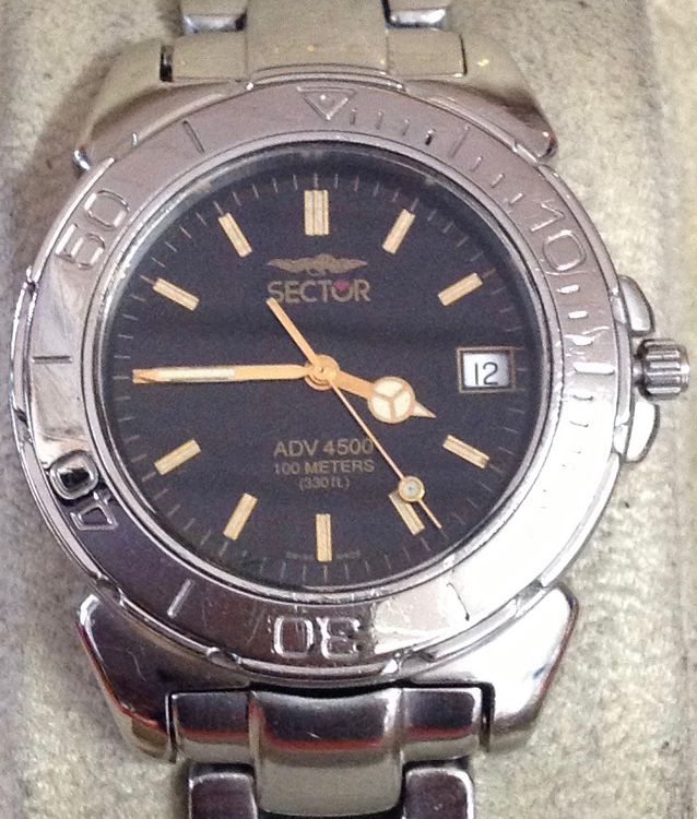 SECTOR swiss-made ADV - 4500 Herrenuhr ( Quartz / 42 mm ) (Gebraucht ...