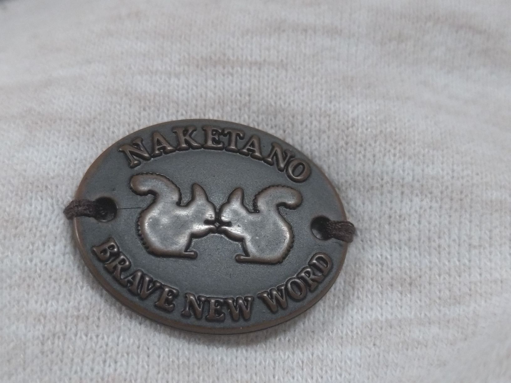 Pull Naketano Brave New Word, taille M, comme neuf! (D'occasion) à ...