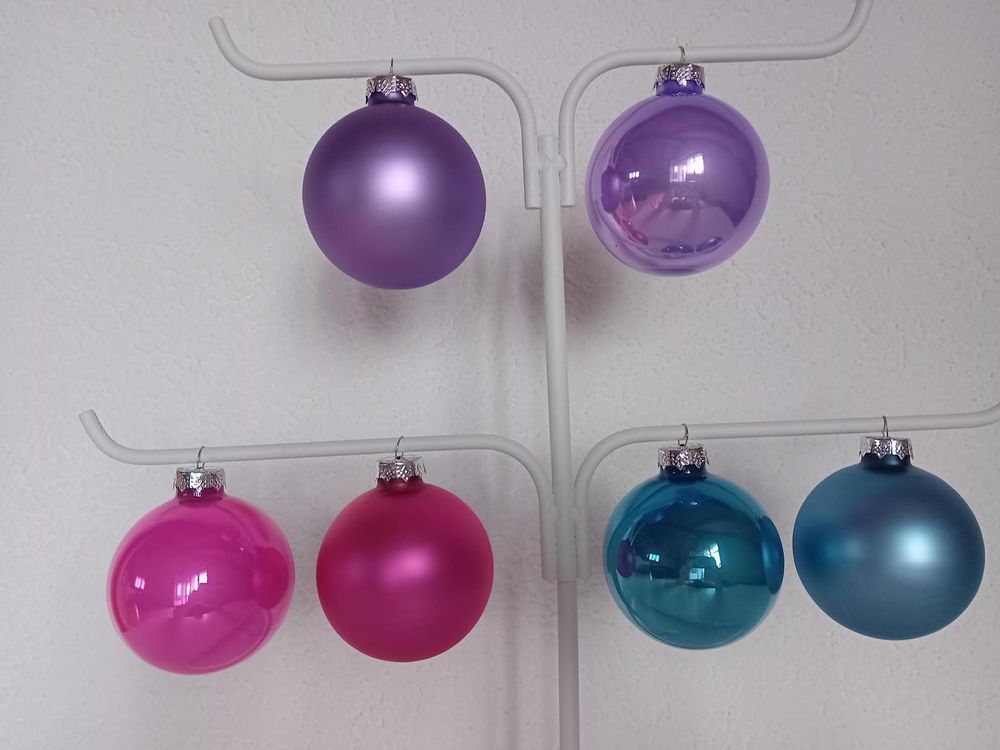 Weihnachtsbauchschmuck / Kugeln Bunt Set (Gebraucht) in Salez für CHF 1 ...