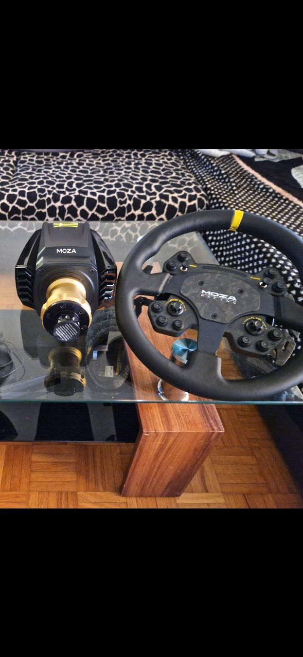 Moza R21 Direct Drive Wheelbase + RS V2 Steering Wheel (Neu (gemäss ...
