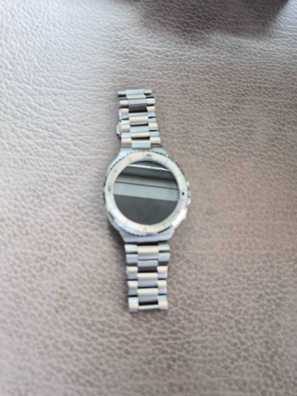 Galaxy Watch 8 Classic - White + extra straps (Gebraucht) in Altendorf ...