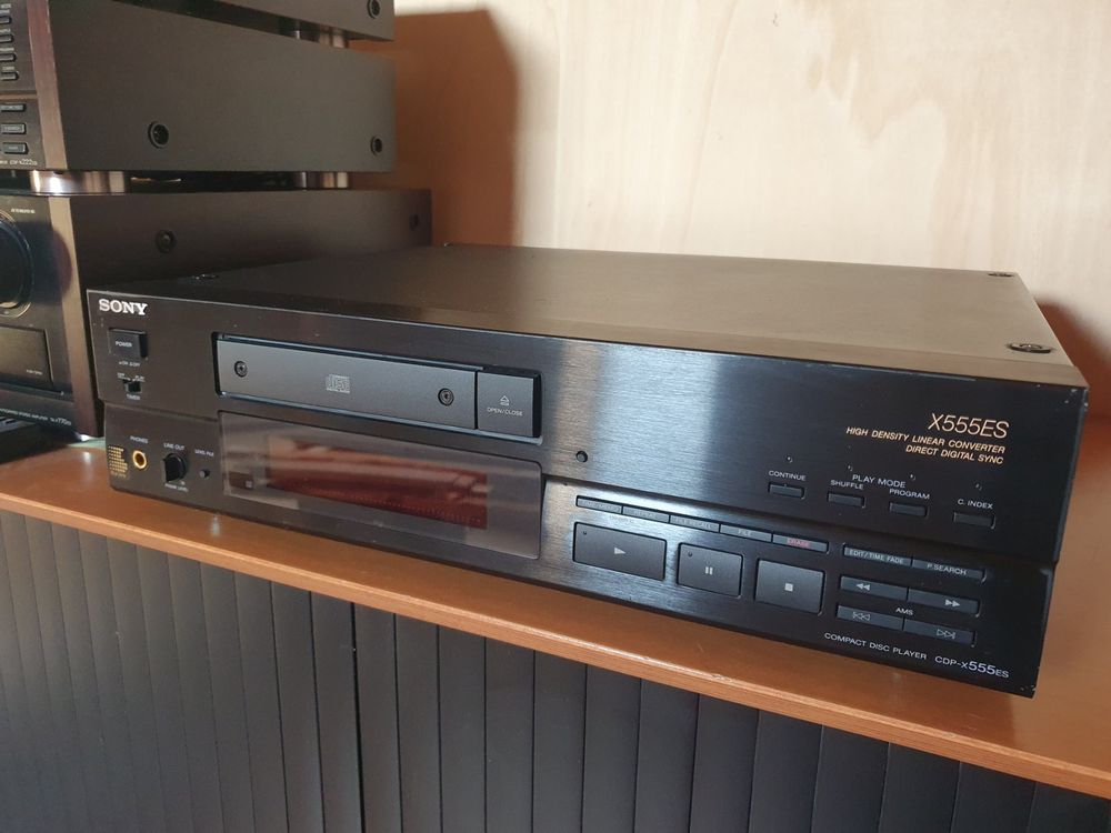 SONX CDP-X555ES CD-Player (Gebraucht) in Aeschau für CHF 237 – nur Abholung auf Ricardo kaufen